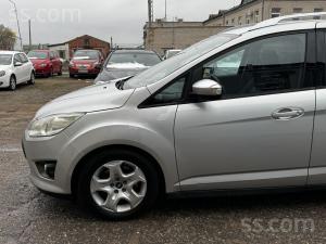 Ford C-Max 2011 in Daugavpils, with an engine capacity of 1.60 L and mileage of 0 thousand km for 4690 €, photo 10 on AUTOMOTO.COM.LV