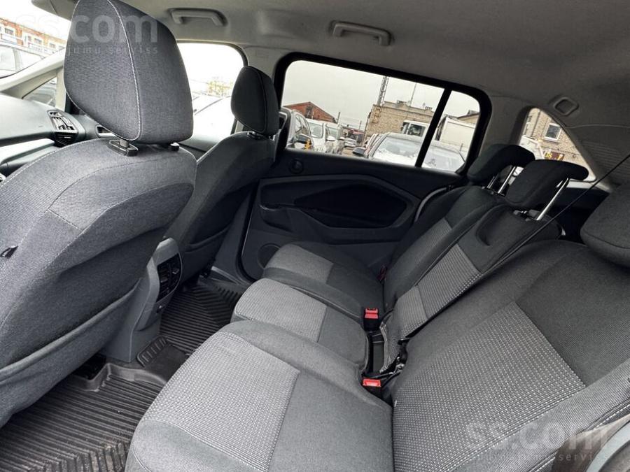 Ford C-Max 2011 in Daugavpils, with an engine capacity of 1.60 L and mileage of 0 thousand km for 4690 €, photo 24 on AUTOMOTO.COM.LV