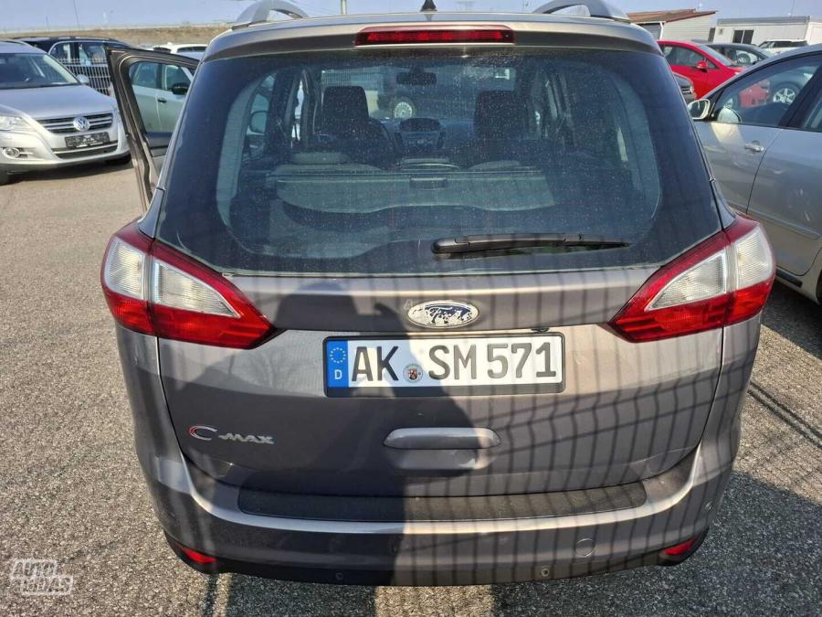Ford C-Max 2011 in Marijampole, with an engine capacity of 2.00 L and mileage of 277 thousand km for 3900 €, photo 4 on AUTOMOTO.COM.LV