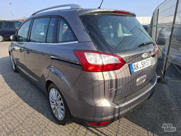 Ford C-Max 2011 in Marijampole, with an engine capacity of 2.00 L and mileage of 277 thousand km for 3900 €, photo 5 on AUTOMOTO.COM.LV