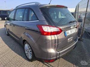 Ford C-Max 2011 in Marijampole, with an engine capacity of 2.00 L and mileage of 277 thousand km for 3900 €, photo 5 on AUTOMOTO.COM.LV
