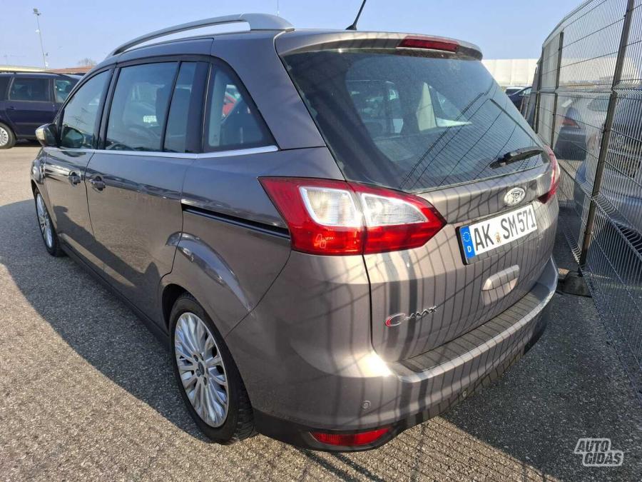 Ford C-Max 2011 in Marijampole, with an engine capacity of 2.00 L and mileage of 277 thousand km for 3900 €, photo 5 on AUTOMOTO.COM.LV