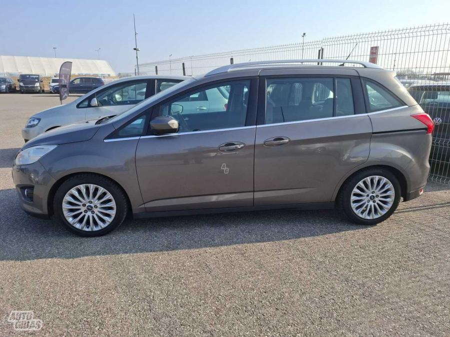 Ford C-Max 2011 in Marijampole, with an engine capacity of 2.00 L and mileage of 277 thousand km for 3900 €, photo 6 on AUTOMOTO.COM.LV