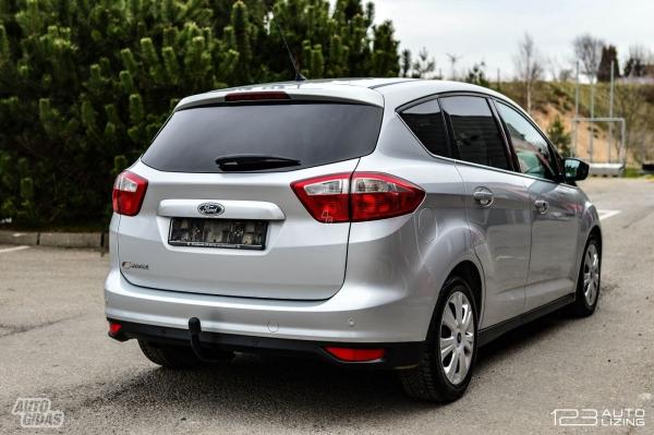 Ford C-Max 2011 in Kretinga, with an engine capacity of 1.60 L and mileage of 215 thousand km for 3350 €, photo 5 on AUTOMOTO.COM.LV