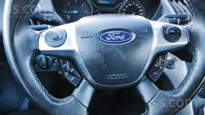 Ford C-Max 2011 in Liepaja, with an engine capacity of 2.00 L and mileage of 301 thousand km for 4200 €, photo 13 on AUTOMOTO.COM.LV