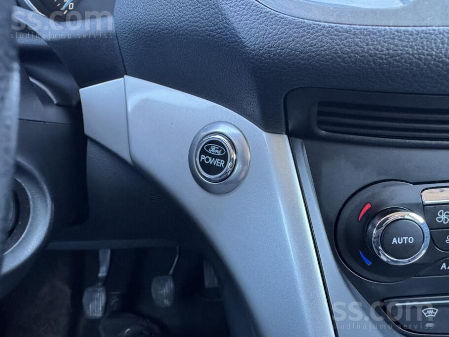 Ford C-Max 2011 in Bauska, with an engine capacity of 1.60 L and mileage of 0 thousand km for 2800 €, photo 15 on AUTOMOTO.COM.LV