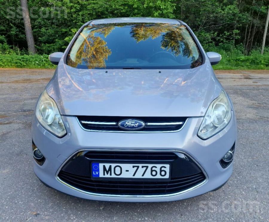 Ford C-Max 2011 in Riga, with an engine capacity of 1.60 L and mileage of 241 thousand km for 3850 €, photo 3 on AUTOMOTO.COM.LV