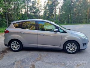 Ford C-Max 2011 in Riga, with an engine capacity of 1.60 L and mileage of 241 thousand km for 3850 €, photo 5 on AUTOMOTO.COM.LV