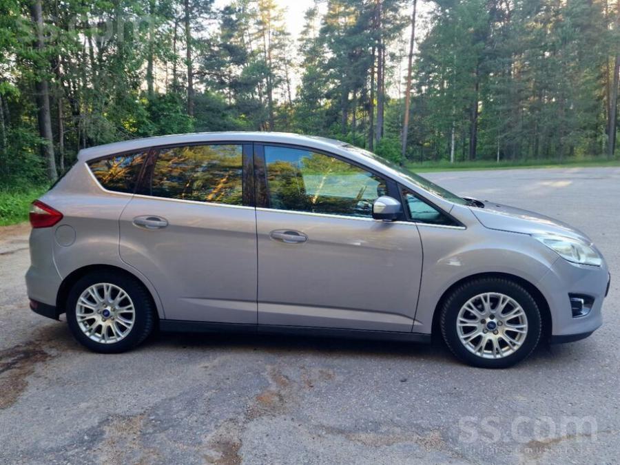 Ford C-Max 2011 in Riga, with an engine capacity of 1.60 L and mileage of 241 thousand km for 3850 €, photo 5 on AUTOMOTO.COM.LV