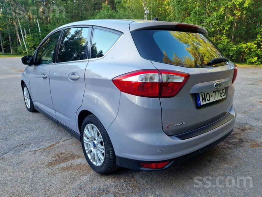 Ford C-Max 2011 in Riga, with an engine capacity of 1.60 L and mileage of 241 thousand km for 3850 €, photo 8 on AUTOMOTO.COM.LV