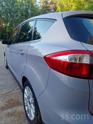 Ford C-Max 2011 in Riga, with an engine capacity of 1.60 L and mileage of 241 thousand km for 3850 €, photo 9 on AUTOMOTO.COM.LV