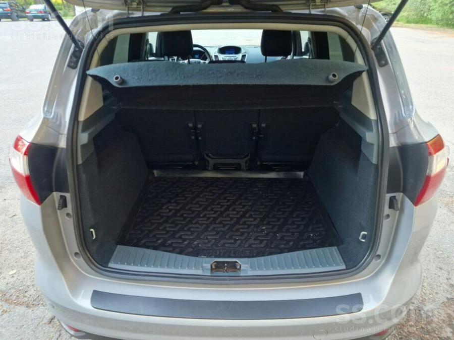 Ford C-Max 2011 in Riga, with an engine capacity of 1.60 L and mileage of 241 thousand km for 3850 €, photo 12 on AUTOMOTO.COM.LV