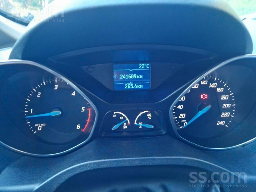Ford C-Max 2011 in Riga, with an engine capacity of 1.60 L and mileage of 241 thousand km for 3850 €, photo 15 on AUTOMOTO.COM.LV