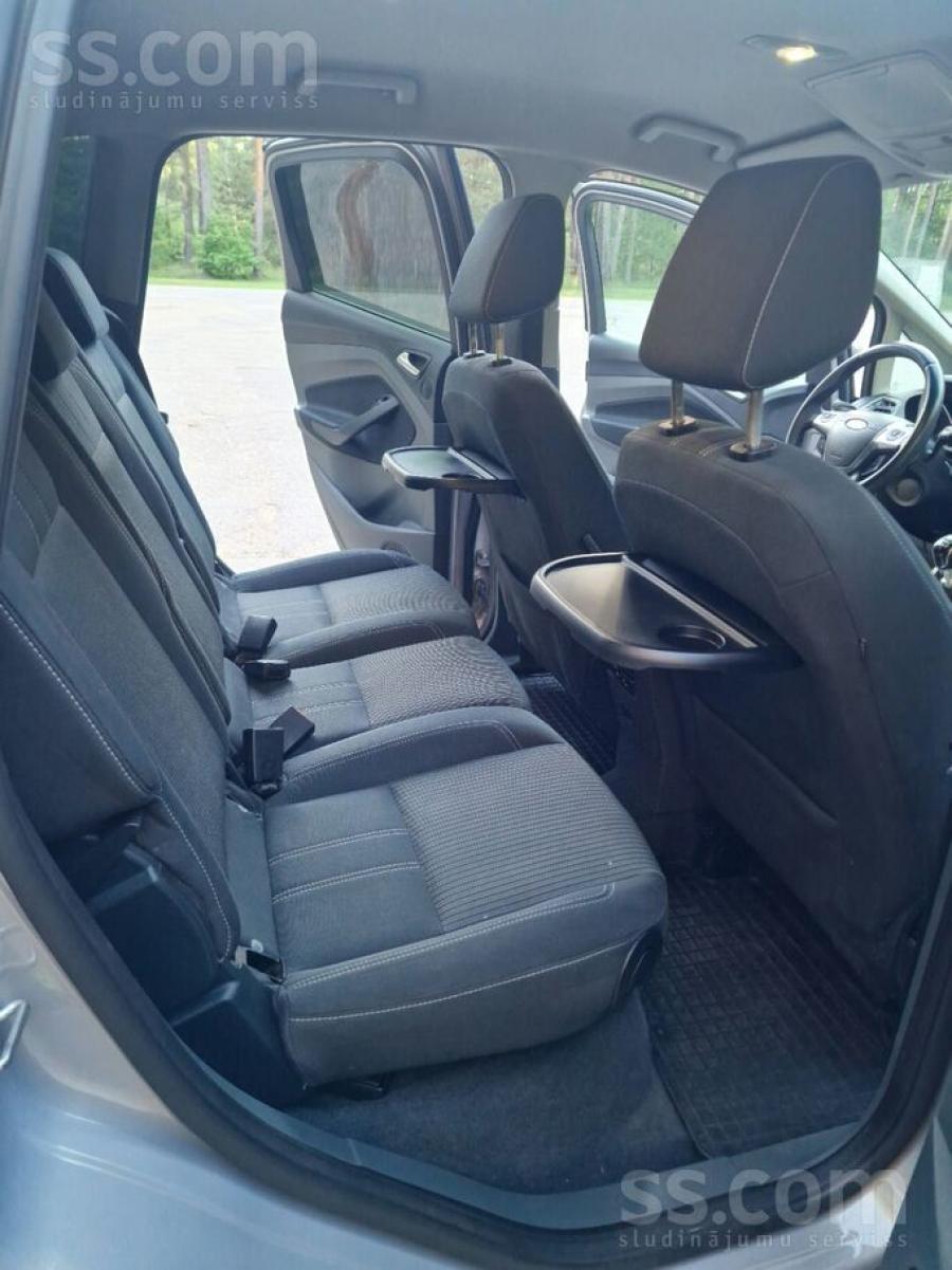 Ford C-Max 2011 in Riga, with an engine capacity of 1.60 L and mileage of 241 thousand km for 3850 €, photo 21 on AUTOMOTO.COM.LV
