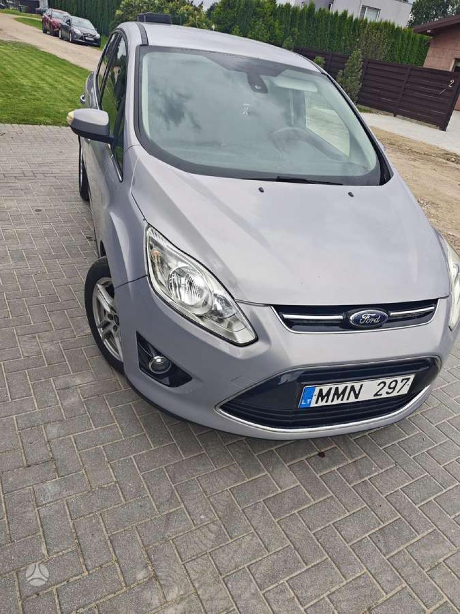 Ford C-Max 2011 in Klaipeda, with an engine capacity of 1.56 L and mileage of 298 thousand km for 3200 €, photo 1 on AUTOMOTO.COM.LV