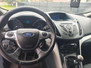 Ford C-Max 2011 in Klaipeda, with an engine capacity of 1.56 L and mileage of 298 thousand km for 3200 €, photo 7 on AUTOMOTO.COM.LV