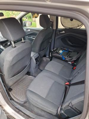 Ford C-Max 2011 in Kaunas, with an engine capacity of 1.60 L and mileage of 367 thousand km for 2900 €, photo 9 on AUTOMOTO.COM.LV