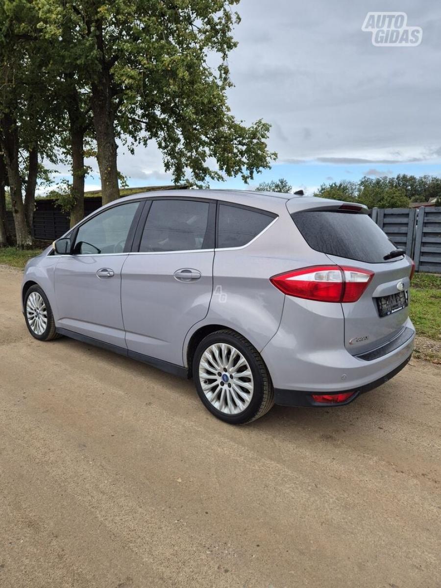 Ford C-Max 2011 in Marijampole, with an engine capacity of 1.60 L and mileage of 198 thousand km for 1750 €, photo 5 on AUTOMOTO.COM.LV