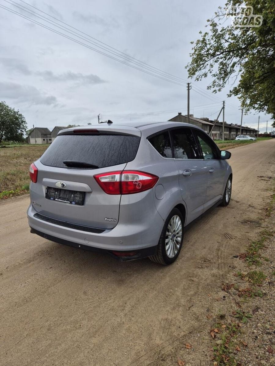 Ford C-Max 2011 in Marijampole, with an engine capacity of 1.60 L and mileage of 198 thousand km for 1750 €, photo 6 on AUTOMOTO.COM.LV