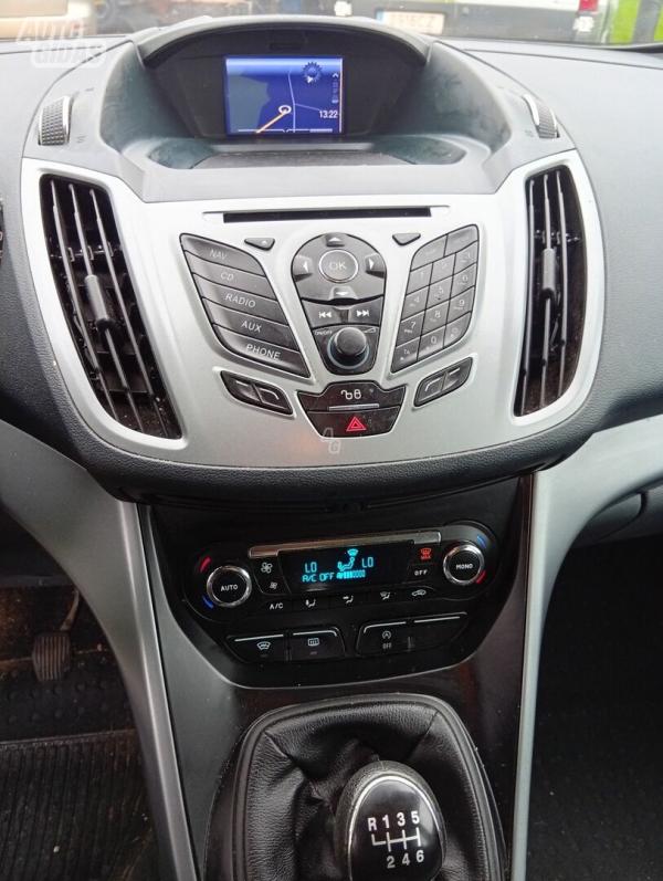 Ford C-Max 2012 in Vilnius, with an engine capacity of 1.60 L and mileage of 298 thousand km for 3450 €, photo 5 on AUTOMOTO.COM.LV