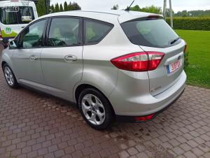 Ford C-Max 2012 in Vilnius, with an engine capacity of 1.60 L and mileage of 298 thousand km for 3450 €, photo 7 on AUTOMOTO.COM.LV