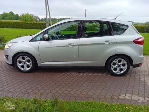 Ford C-Max 2012 in Vilnius, with an engine capacity of 1.60 L and mileage of 298 thousand km for 3450 €, photo 8 on AUTOMOTO.COM.LV