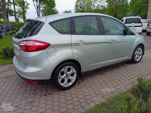 Ford C-Max 2012 in Vilnius, with an engine capacity of 1.60 L and mileage of 298 thousand km for 3450 €, photo 10 on AUTOMOTO.COM.LV