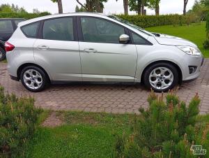 Ford C-Max 2012 in Vilnius, with an engine capacity of 1.60 L and mileage of 298 thousand km for 3450 €, photo 12 on AUTOMOTO.COM.LV