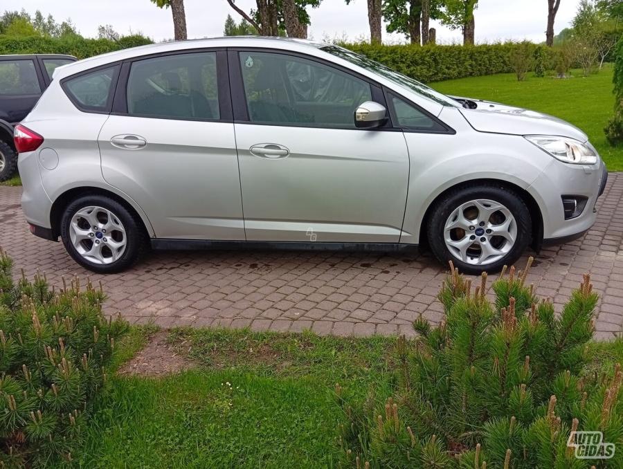 Ford C-Max 2012 in Vilnius, with an engine capacity of 1.60 L and mileage of 298 thousand km for 3450 €, photo 12 on AUTOMOTO.COM.LV
