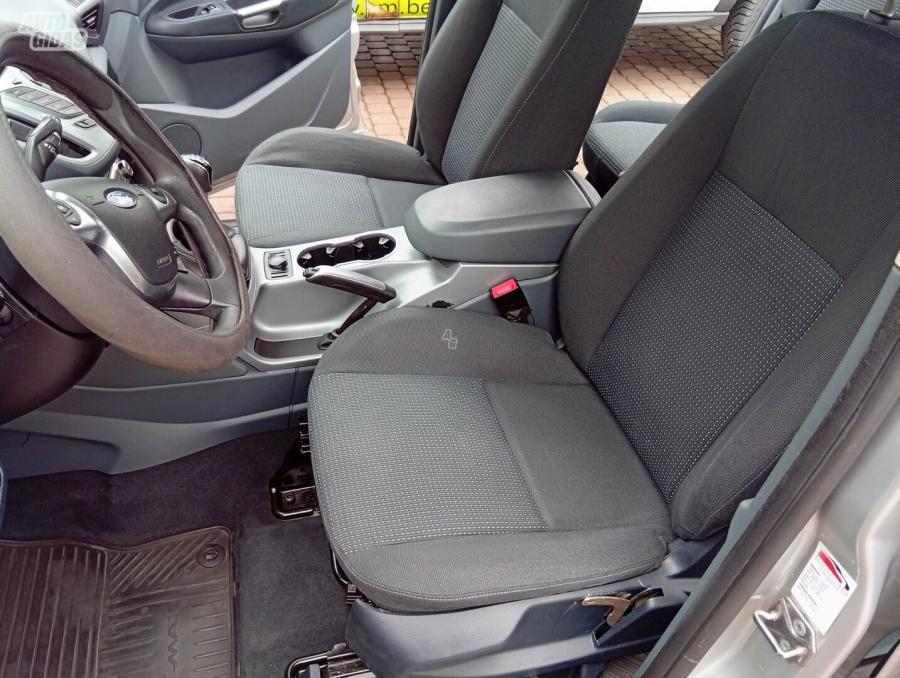 Ford C-Max 2012 in Vilnius, with an engine capacity of 1.60 L and mileage of 298 thousand km for 3450 €, photo 18 on AUTOMOTO.COM.LV
