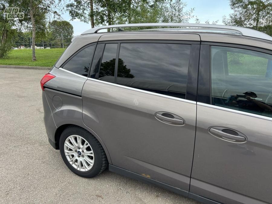 Ford C-Max 2012 in Siauliai, with an engine capacity of 2.00 L and mileage of 221 thousand km for 1850 €, photo 5 on AUTOMOTO.COM.LV