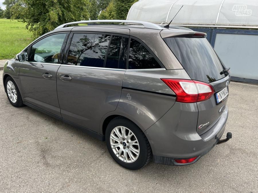 Ford C-Max 2012 in Siauliai, with an engine capacity of 2.00 L and mileage of 221 thousand km for 1850 €, photo 8 on AUTOMOTO.COM.LV