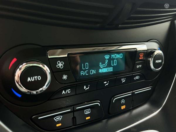 Ford C-Max 2012 in Siauliai, with an engine capacity of 1.60 L and mileage of 279 thousand km for 4399 €, photo 9 on AUTOMOTO.COM.LV
