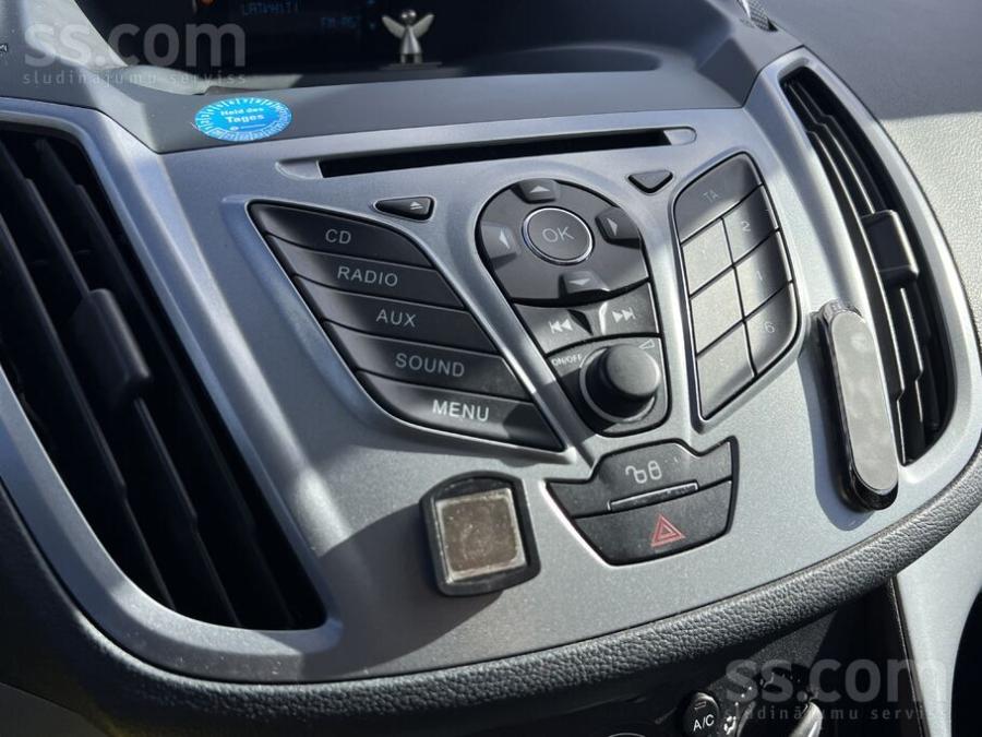 Ford C-Max 2012 Limbaži, ar dzinēja tilpumu 1.00 L un nobraukumu 96 tūkst. km par 4950 €, foto 15 vietnē AUTOMOTO.COM.LV
