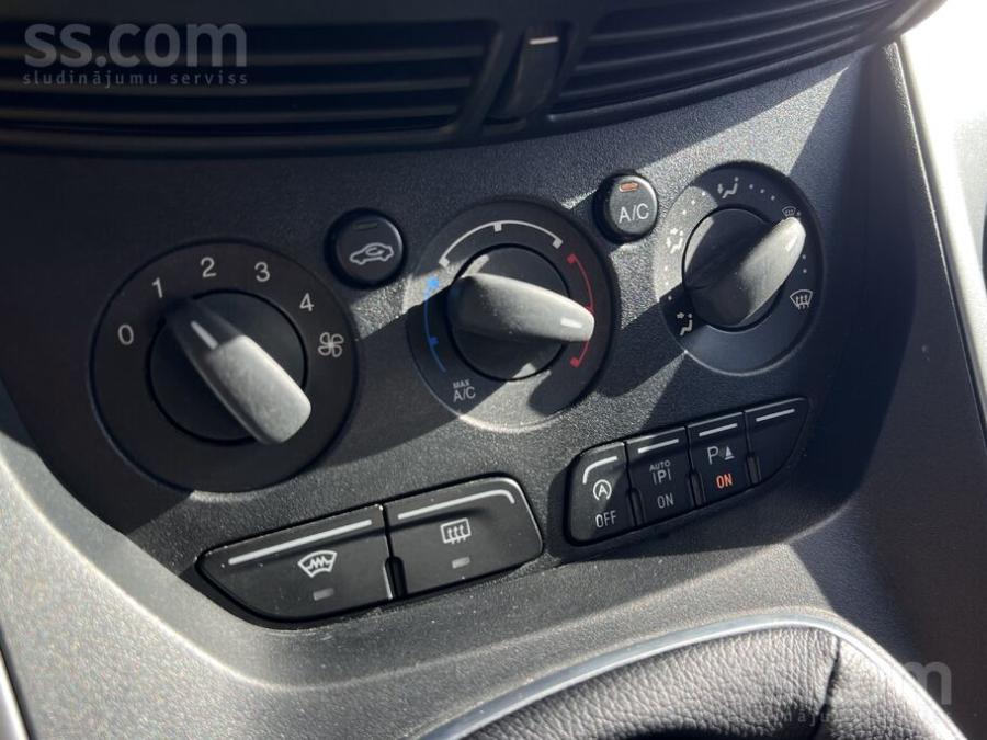 Ford C-Max 2012 Limbaži, ar dzinēja tilpumu 1.00 L un nobraukumu 96 tūkst. km par 4950 €, foto 16 vietnē AUTOMOTO.COM.LV