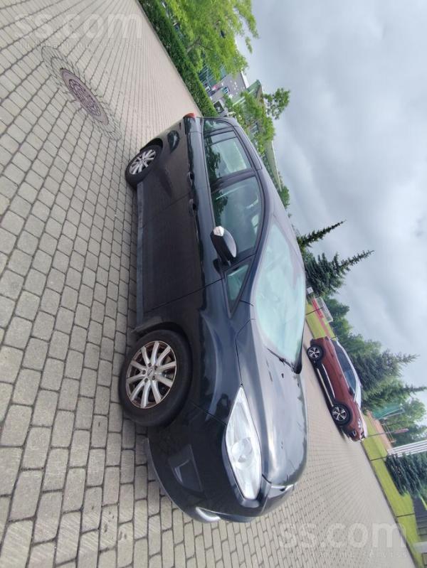 Ford C-Max 2013 in Jelgava, with an engine capacity of 1.60 L and mileage of 281 thousand km for 4400 €, photo 6 on AUTOMOTO.COM.LV
