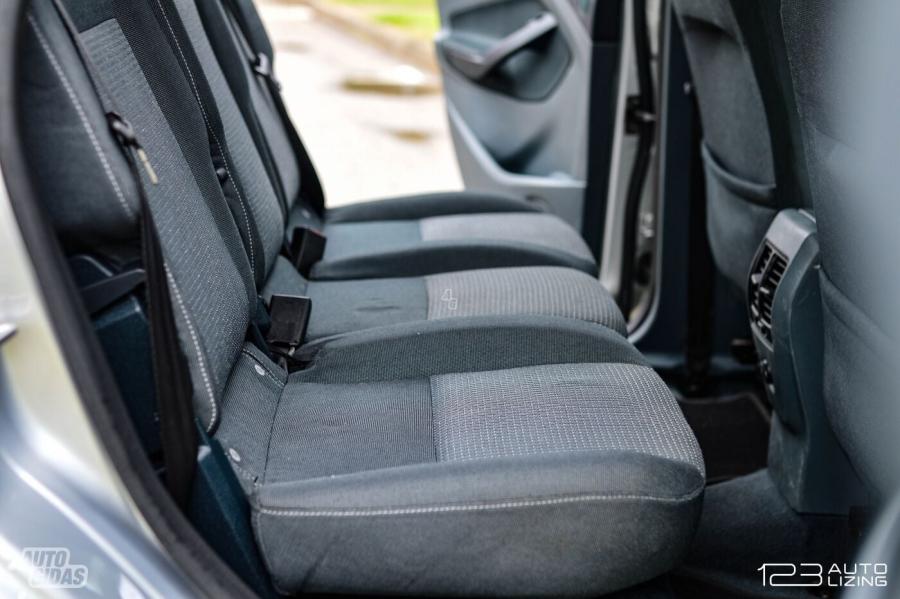 Ford C-Max 2013 Kretinga, ar dzinēja tilpumu 1.60 L un nobraukumu 286 tūkst. km par 3999 €, foto 9 vietnē AUTOMOTO.COM.LV