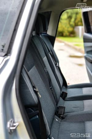 Ford C-Max 2013 Kretinga, ar dzinēja tilpumu 1.60 L un nobraukumu 286 tūkst. km par 3999 €, foto 10 vietnē AUTOMOTO.COM.LV