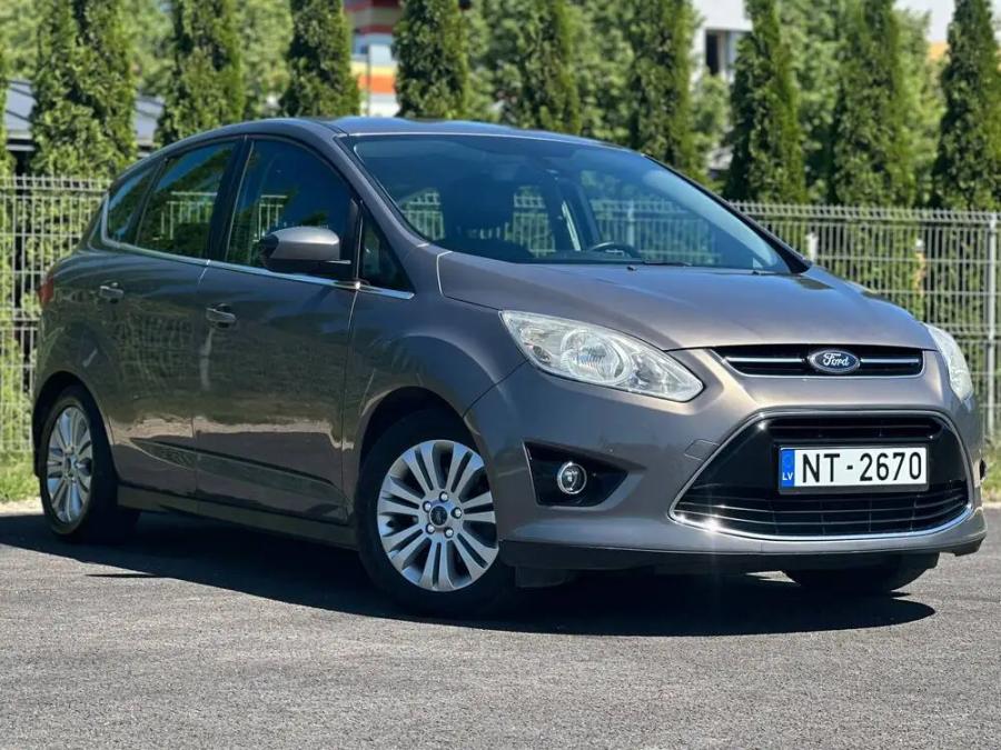 Ford C-Max 2013 in Jelgava, with an engine capacity of 1.60 L and mileage of 327 thousand km for 4690 €, photo 4 on AUTOMOTO.COM.LV