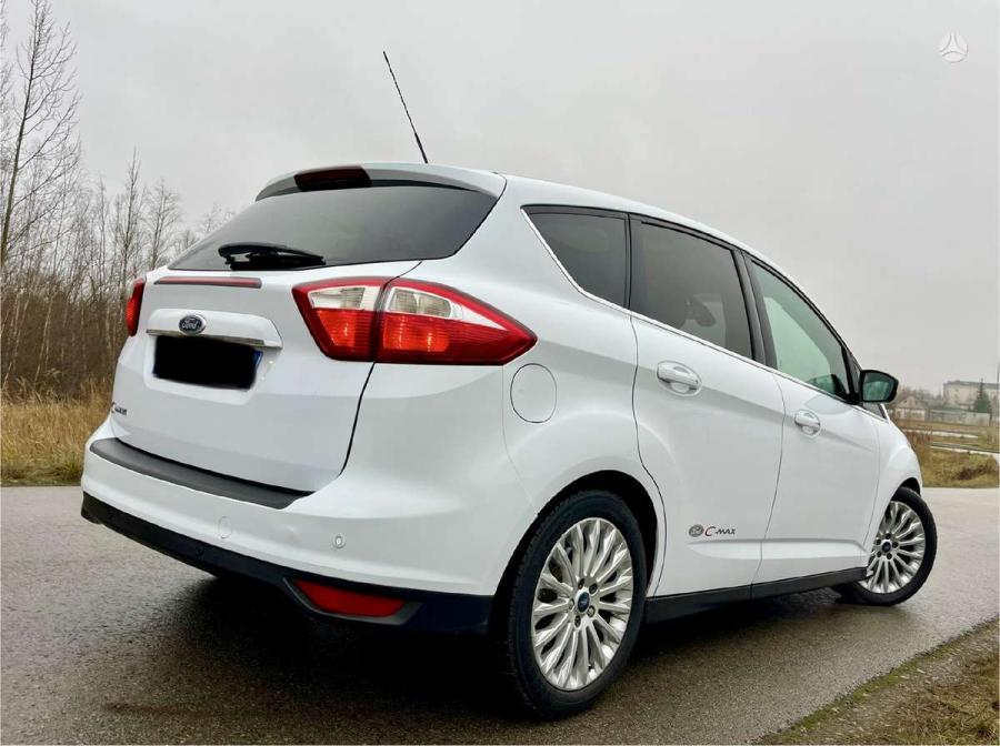 Ford C-Max 2014 Šauļi, ar dzinēja tilpumu 1.60 L un nobraukumu 231 tūkst. km par 4699 €, foto 3 vietnē AUTOMOTO.COM.LV