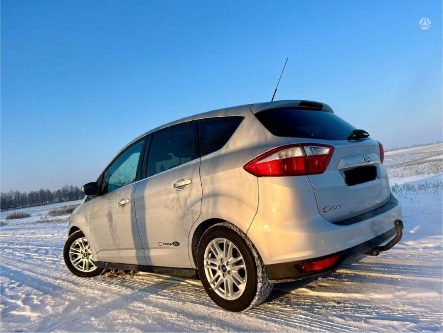 Ford C-Max 2014 in Siauliai, with an engine capacity of 1.60 L and mileage of 268 thousand km for 4650 €, photo 2 on AUTOMOTO.COM.LV