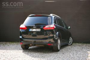 Ford C-Max 2014 in Riga, with an engine capacity of 2.00 L and mileage of 140 thousand km for 6990 €, photo 4 on AUTOMOTO.COM.LV