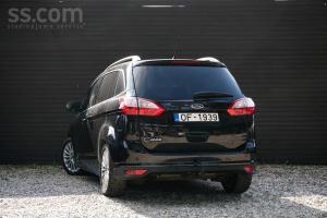 Ford C-Max 2014 in Riga, with an engine capacity of 2.00 L and mileage of 140 thousand km for 6990 €, photo 5 on AUTOMOTO.COM.LV