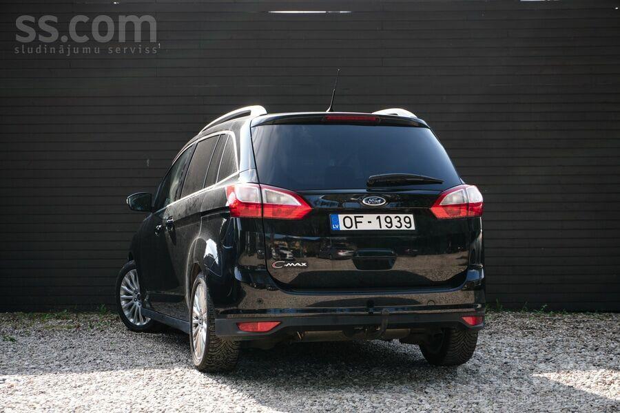 Ford C-Max 2014 in Riga, with an engine capacity of 2.00 L and mileage of 140 thousand km for 6990 €, photo 5 on AUTOMOTO.COM.LV