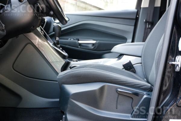 Ford C-Max 2014 Rīga, ar dzinēja tilpumu 2.00 L un nobraukumu 140 tūkst. km par 6990 €, foto 9 vietnē AUTOMOTO.COM.LV