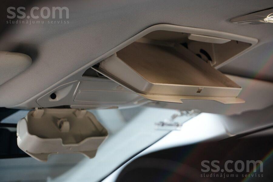 Ford C-Max 2014 in Riga, with an engine capacity of 2.00 L and mileage of 140 thousand km for 6990 €, photo 18 on AUTOMOTO.COM.LV