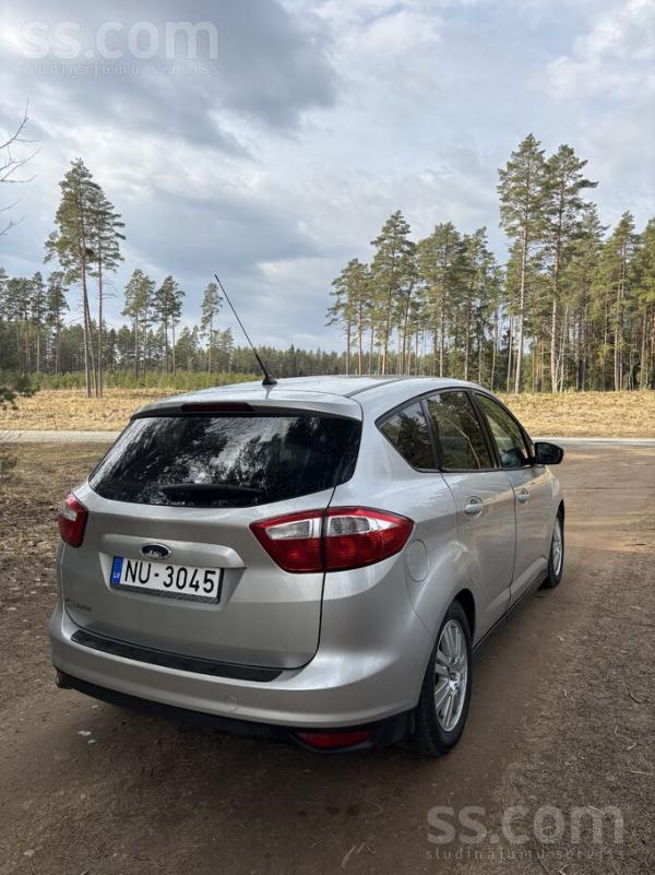 Ford C-Max 2014 in Liepaja, with an engine capacity of 1.60 L and mileage of 180 thousand km for 5000 €, photo 5 on AUTOMOTO.COM.LV