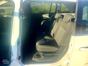 Ford C-Max 2015 in Taurage, with an engine capacity of 1.10 L and mileage of 174 thousand km for 5450 €, photo 13 on AUTOMOTO.COM.LV