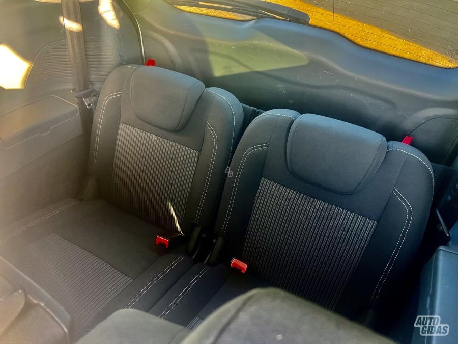 Ford C-Max 2015 in Taurage, with an engine capacity of 1.10 L and mileage of 174 thousand km for 5450 €, photo 18 on AUTOMOTO.COM.LV