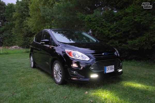Ford C-Max 2016 in Ukmerge, with an engine capacity of 2.00 L and mileage of 86 thousand km for 8300 €, photo 8 on AUTOMOTO.COM.LV